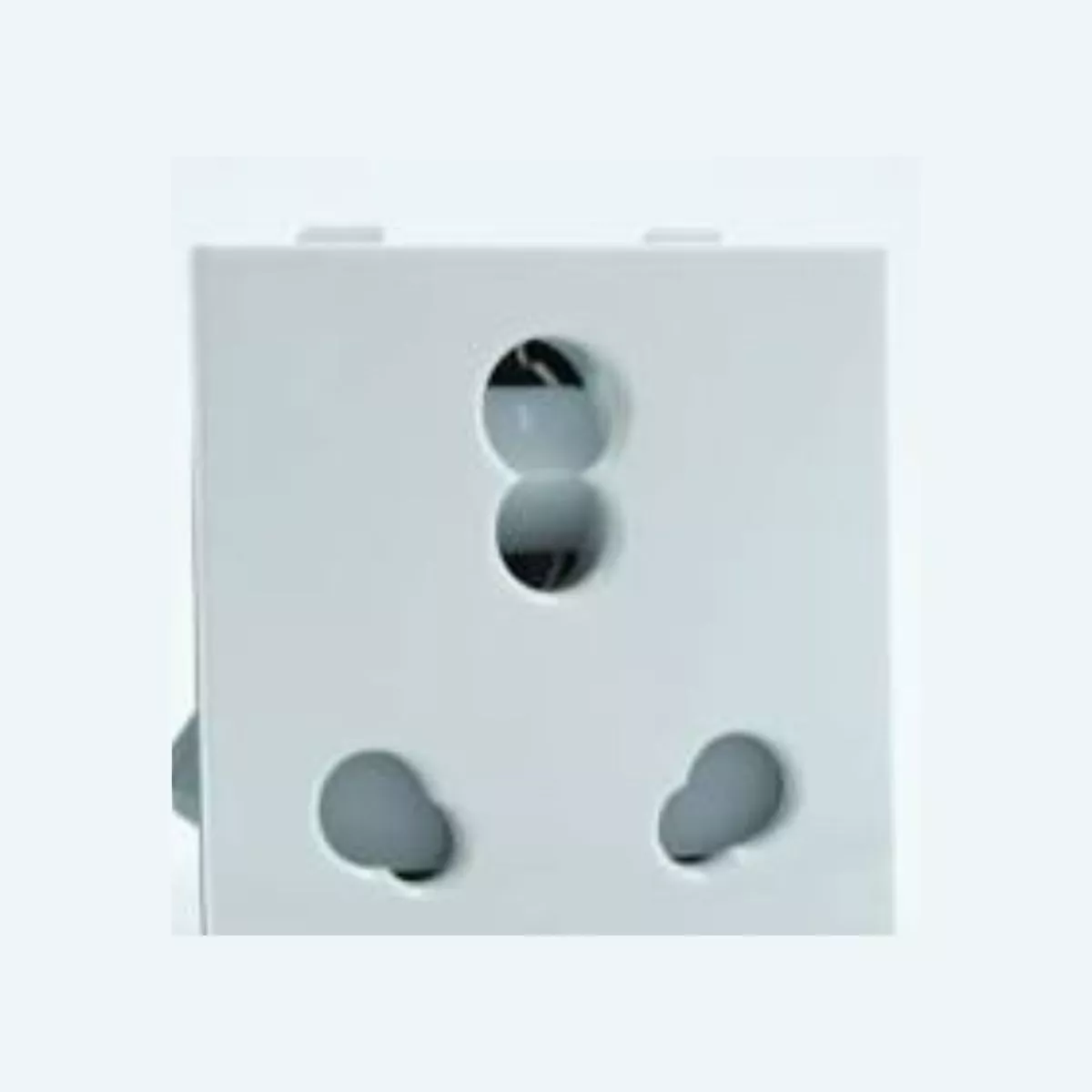 Fybros Wood Em Universal Socket White - ElectricBasket